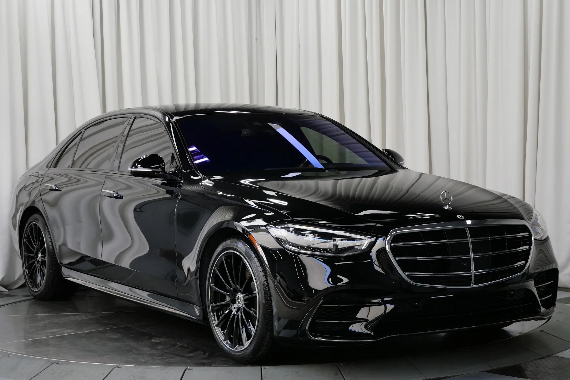 Stunning 2024 Mercedes S 580 Gallery